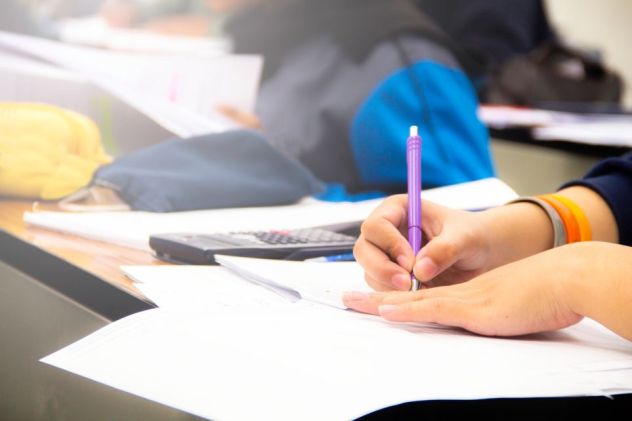 Bac : comment réussir son contrôle continu dès la 1re ? - L'Etudiant