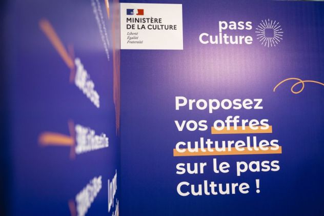 Gel de la part collective du Pass Culture : quelles conséquences pour ...