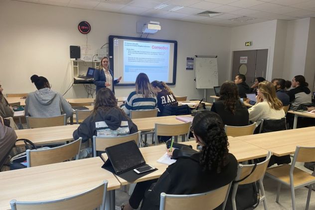 Immersion en PASS : "C'est une année de stress constant" - L'Etudiant