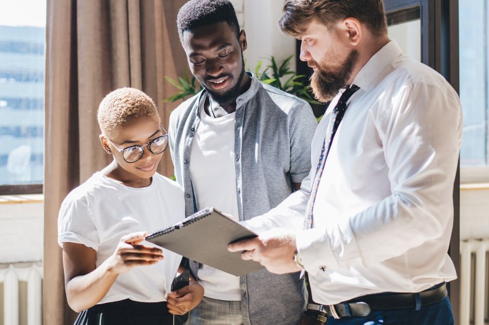 Responsable e-commerce - Découvrez la fiche métier (études, salaire, missions, qualités requises ...