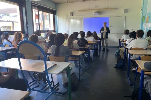 Rentrée en 2de : une année presque "comme les autres" - L'Etudiant