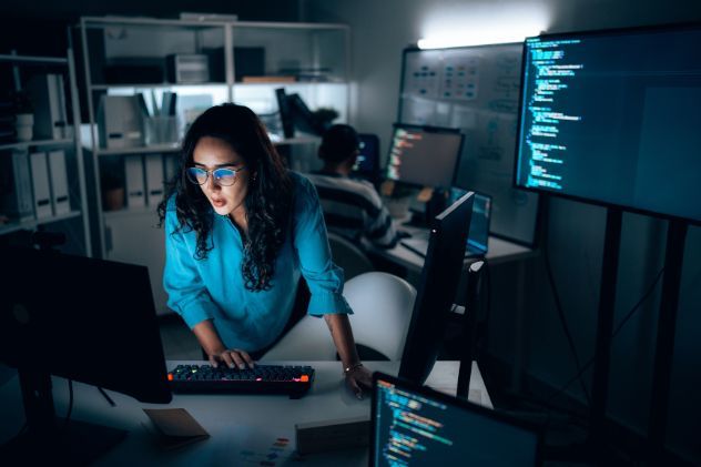 Développeur IA - Découvrez la fiche métier (études, salaire, missions ...